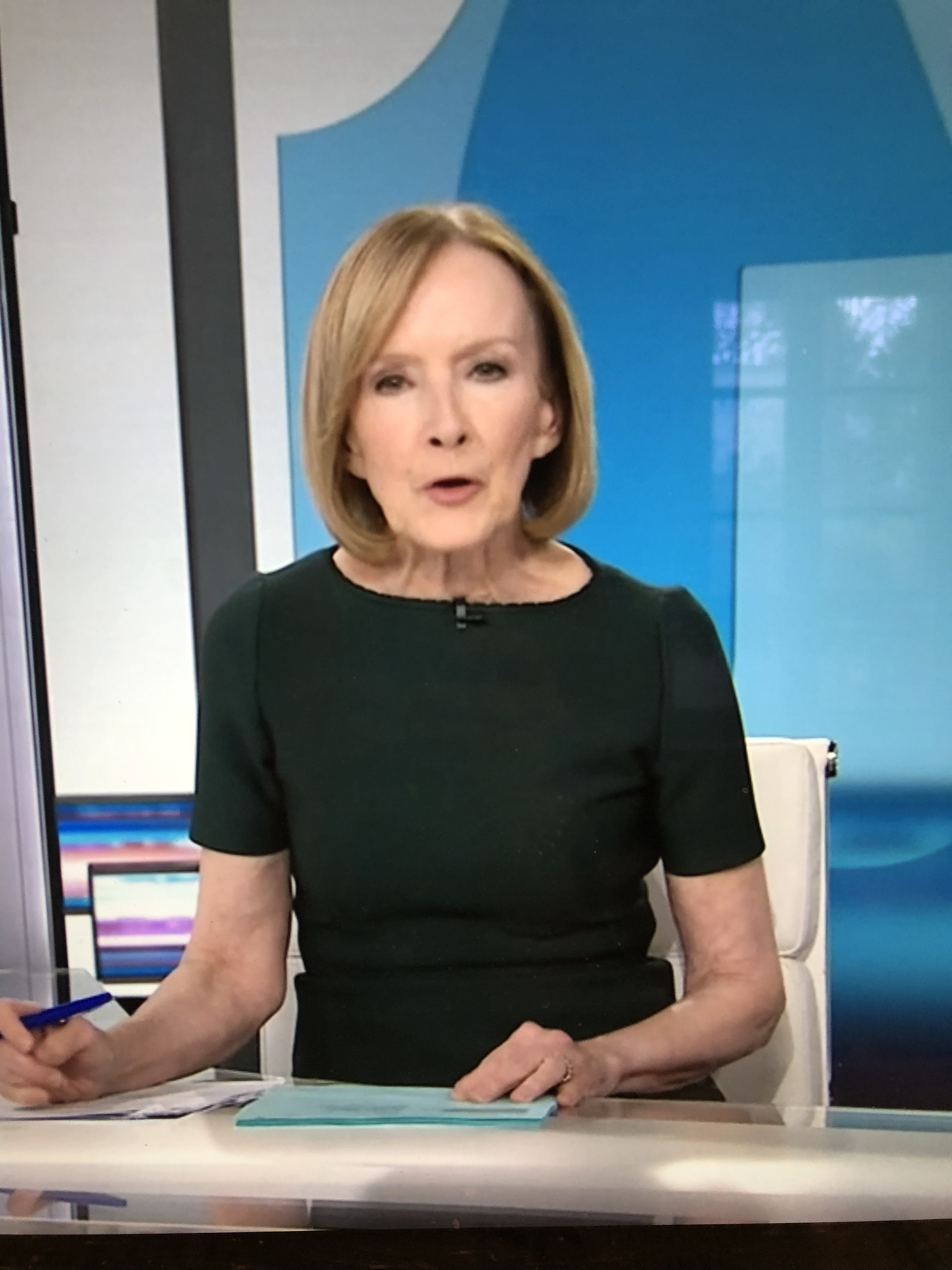 What's Judy Woodruff Wearing? – Page 2 – A semi-regular assessment of ...